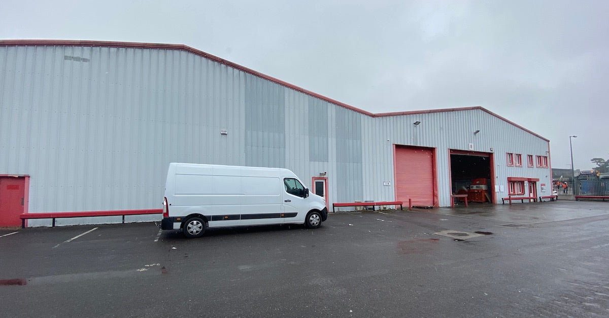 How to remove rust stains from industrial steel & aluminium cladding ...